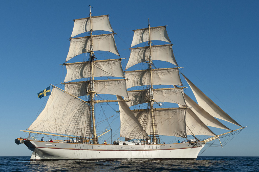 Ship - Tre Kronor af Stockholm - Shipsforsale Sweden - The Scandinavian ...