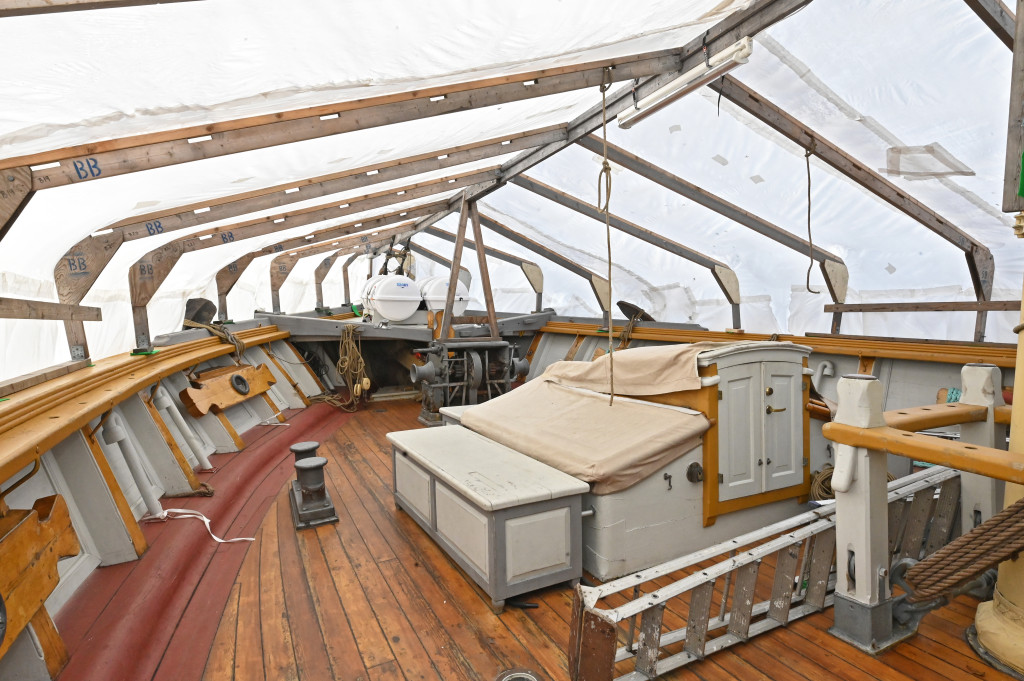 Ship - Tre Kronor af Stockholm - Shipsforsale Sweden - The Scandinavian ...